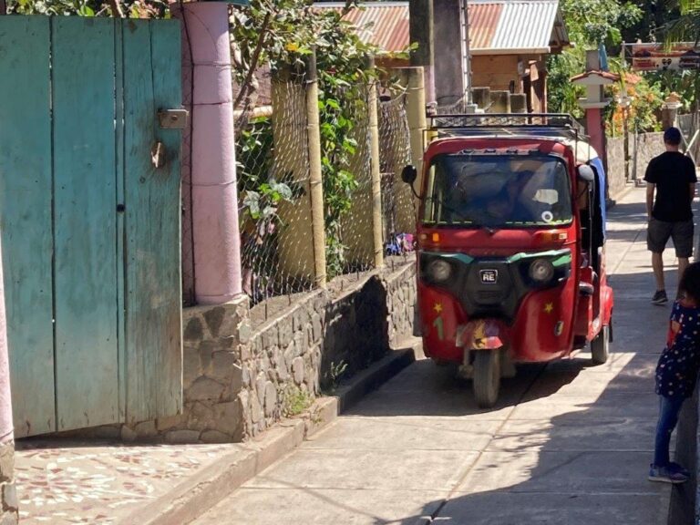 Jaibalito: Complete Guide to Lake Atitlan’s Quietest Village ...