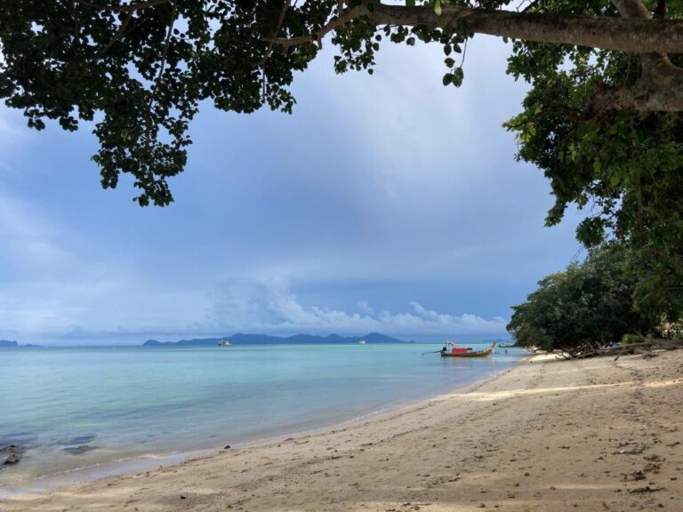 The 13 Best Things to Do in Koh Kradan | Routinely Nomadic
