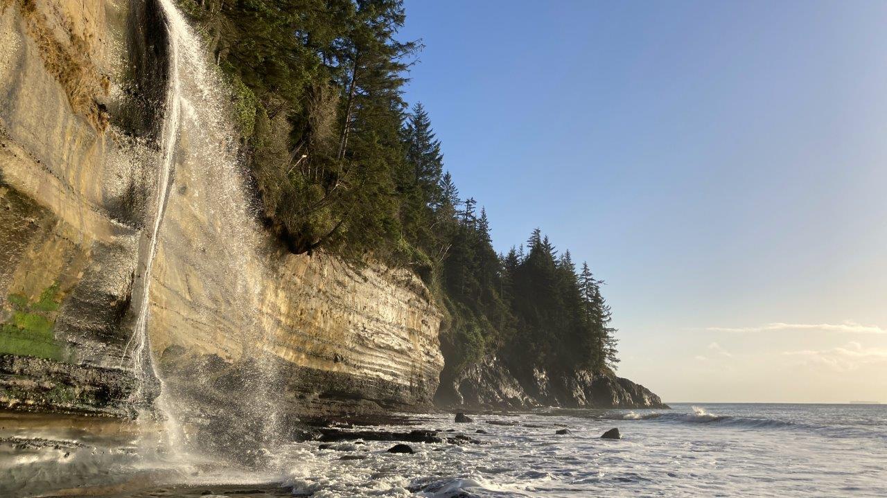 Mystic Beach: A Complete Guide to Hiking, Camping and Waterfalls ...
